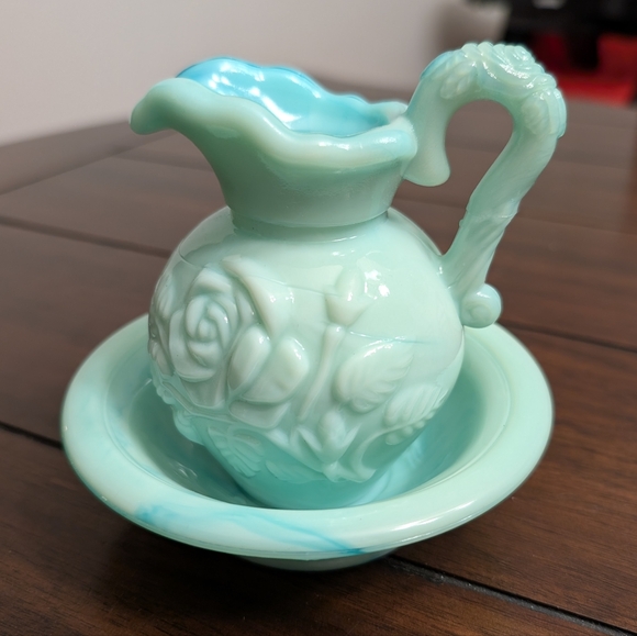 Avon | Accents | Vintage Avon Green Jadeite Mini Pitcher And Basin ...